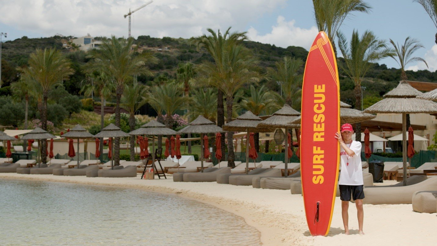 Why Becoming a Lifeguard is the Ultimate Summer Career Choice? - Swaggy ...